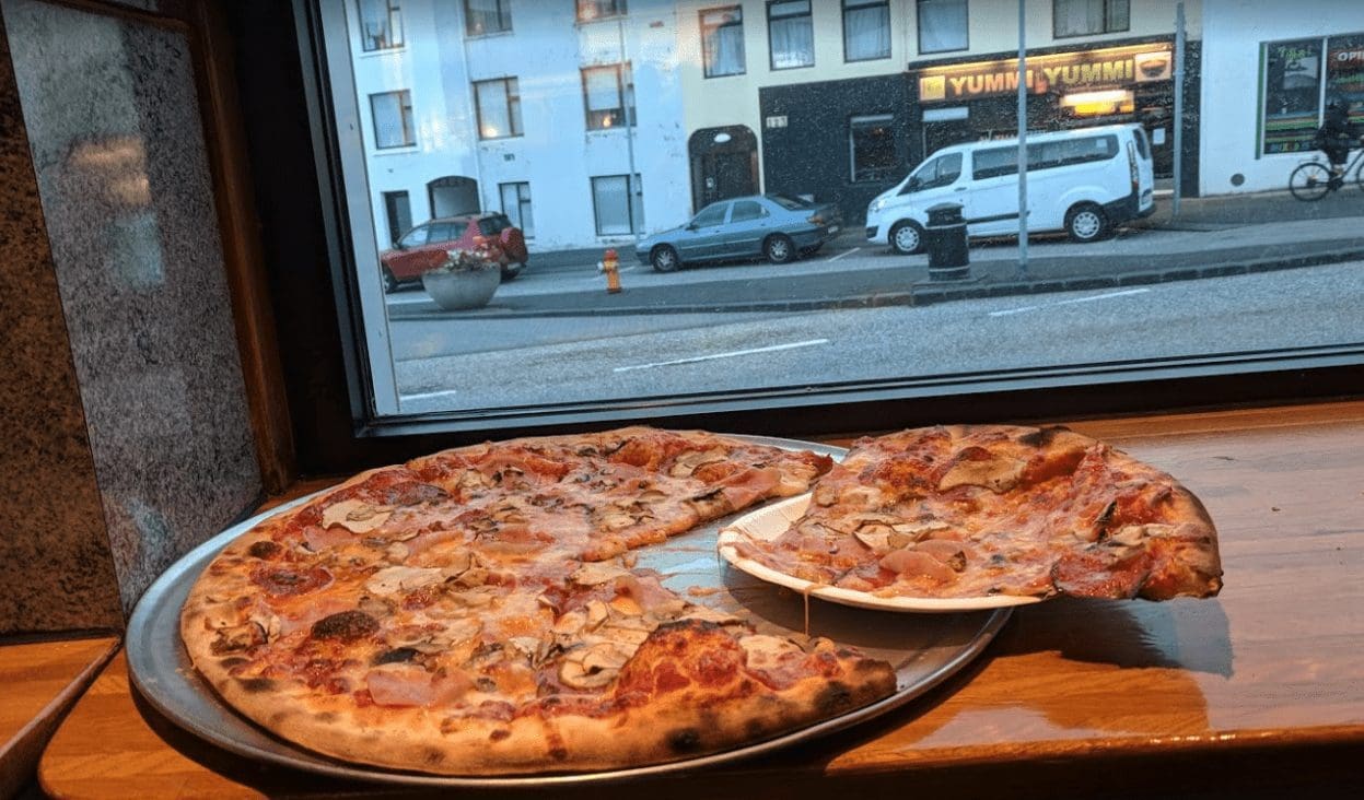 Devitos Pizza | Reykjavik Attractions